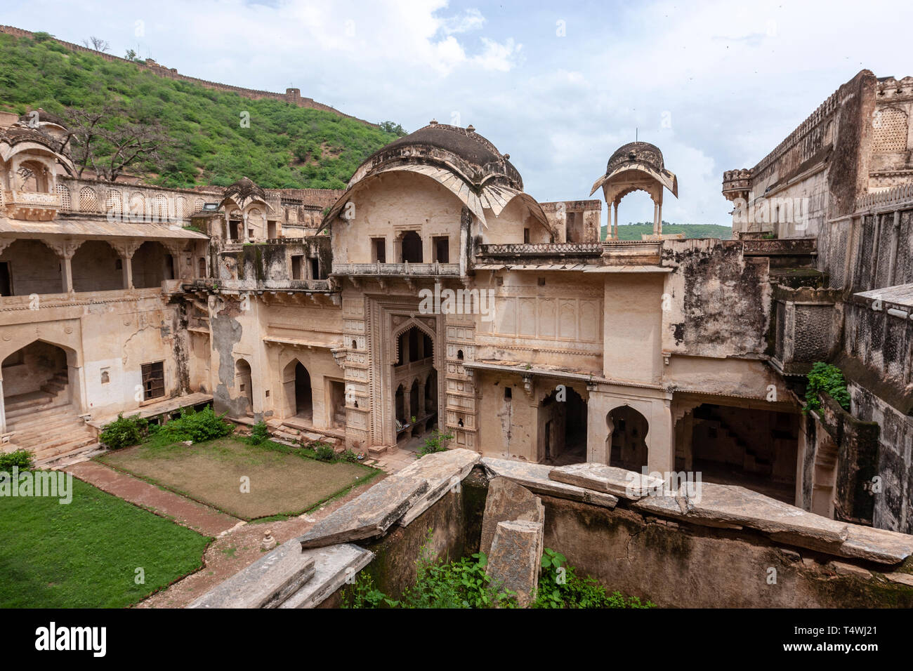 Garh Palace courtyard, Bundi, Rajasthan, India Stock Photo - Alamy