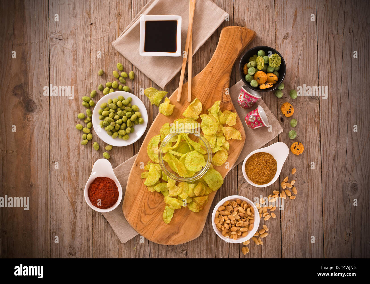 Wasabi flavour potato crisps Stock Photo - Alamy