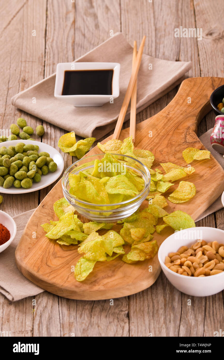 Wasabi flavour potato crisps Stock Photo - Alamy