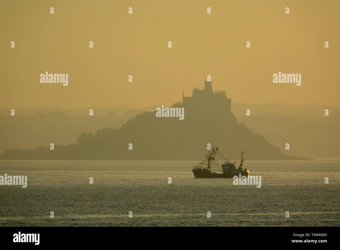 Fishing trawler, mounts bay, cornwall Stock Photo - Alamy