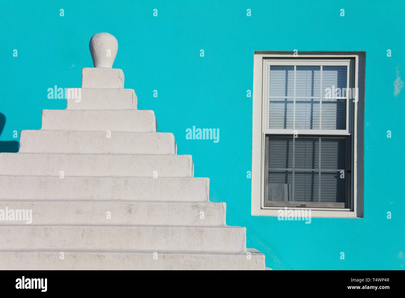 Traditional bermuda roofs hi-res stock photography and images - Alamy