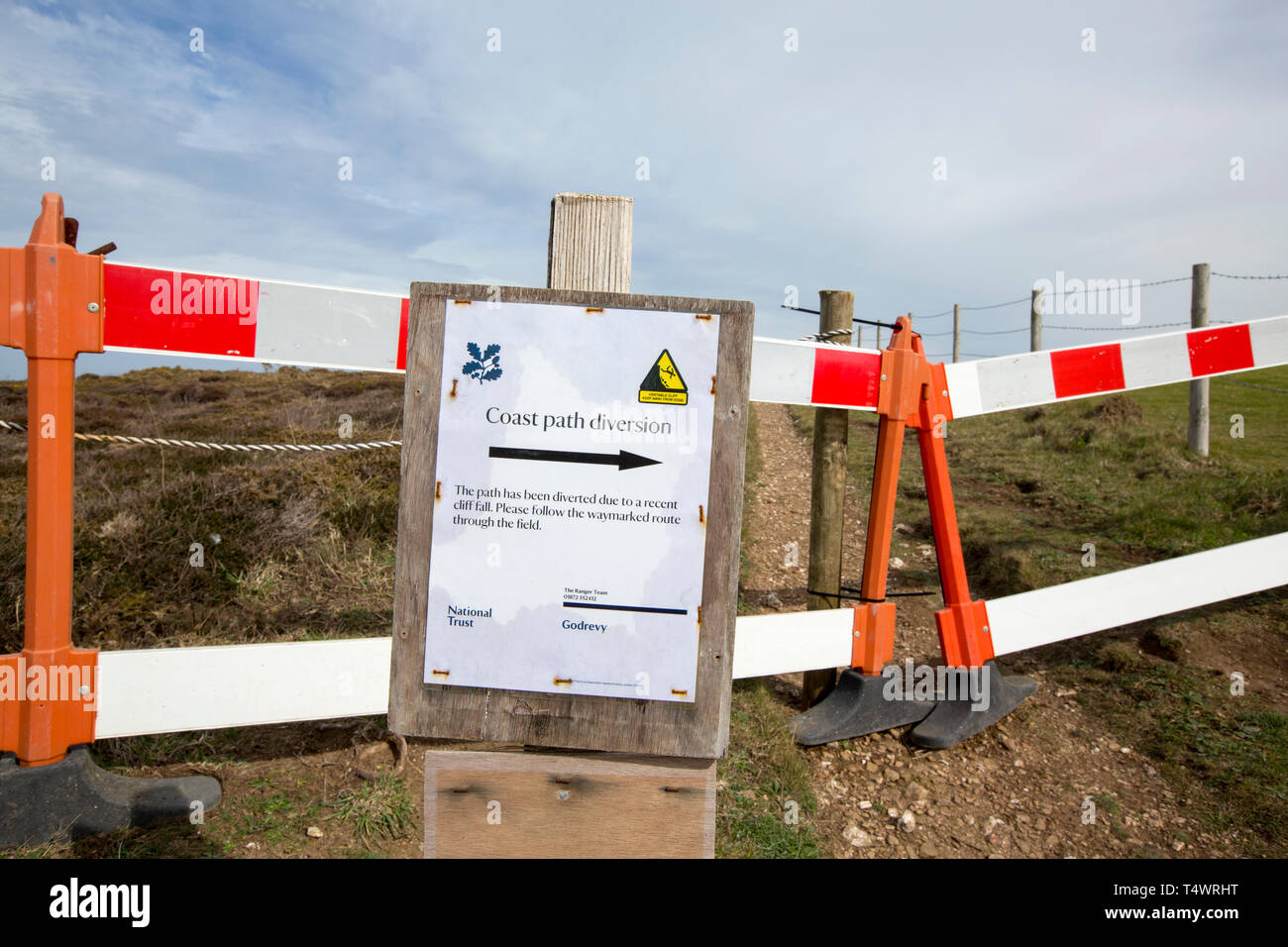 Path blocked hi-res stock photography and images - Alamy