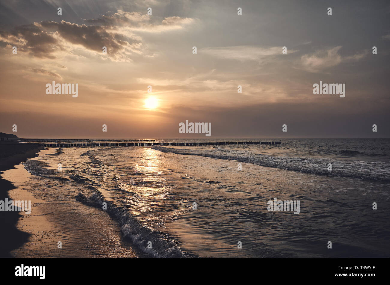 Color sea water hi-res stock photography and images - Alamy
