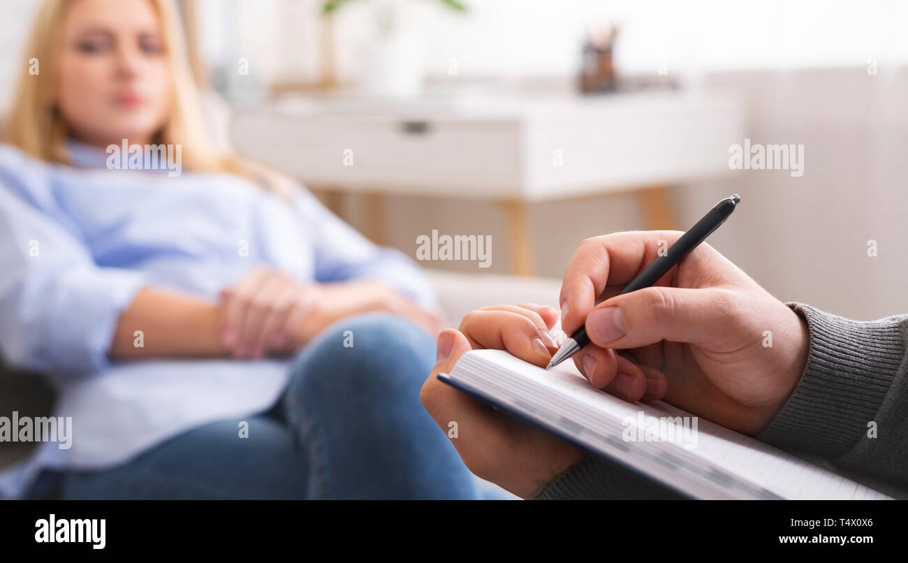 Person listening taking notes hi-res stock photography and images - Alamy