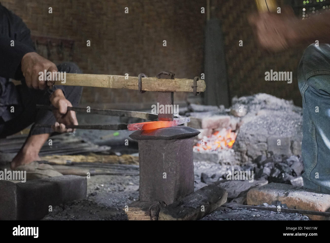 Keris making hi-res stock photography and images - Alamy