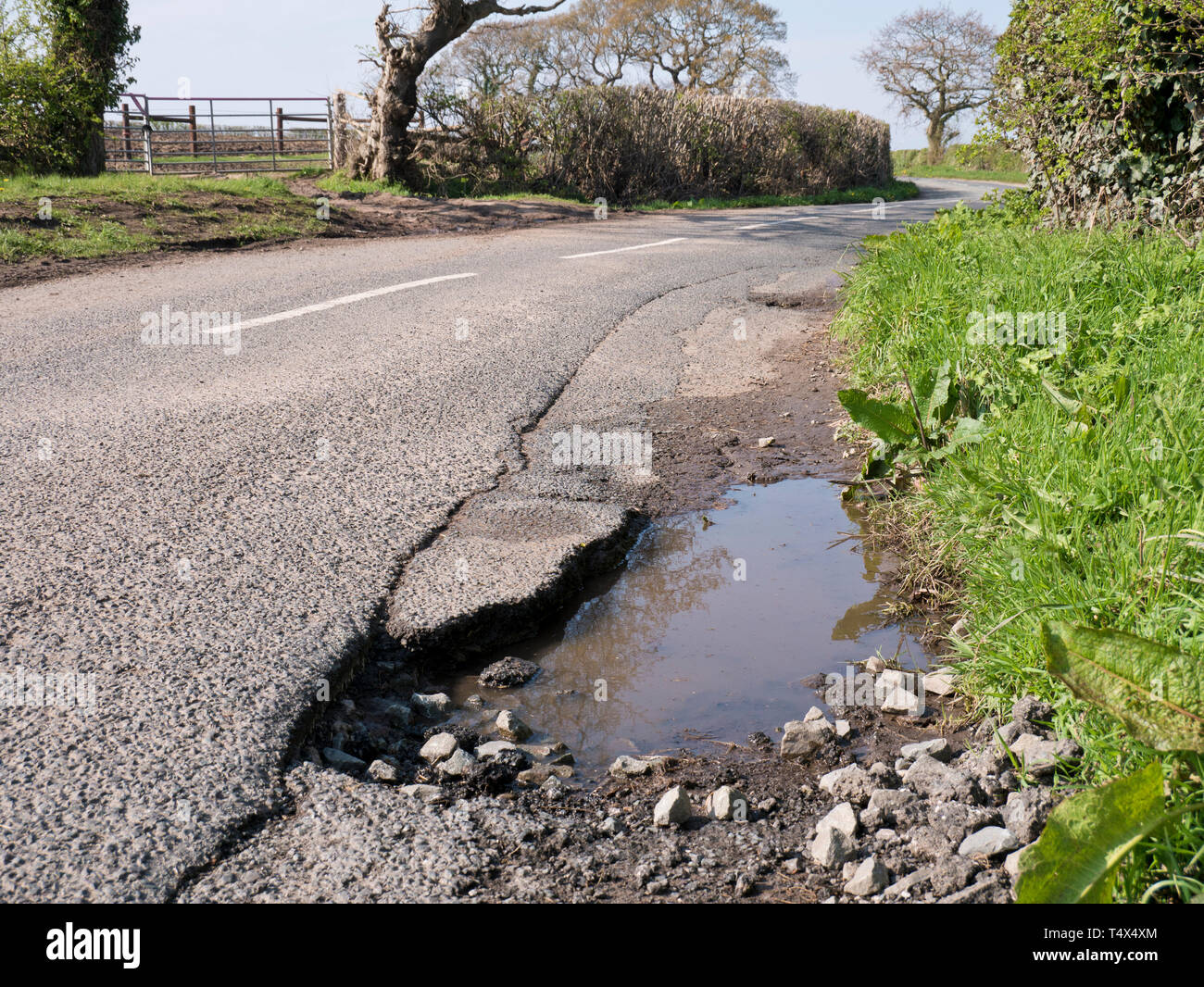 Surface road hi-res stock photography and images - Alamy