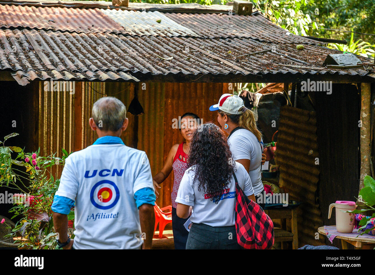 Guatemalan people in small village Stock Photo - Alamy