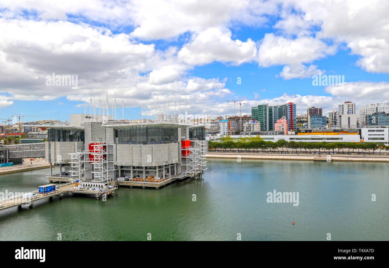Modern promenade hi-res stock photography and images - Alamy