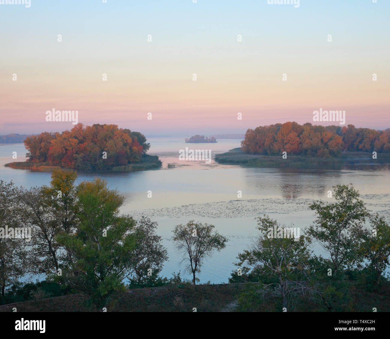 Islands with autumn forest hi-res stock photography and images - Alamy