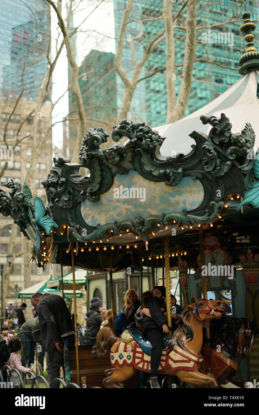 York carousel hi-res stock photography and images - Alamy