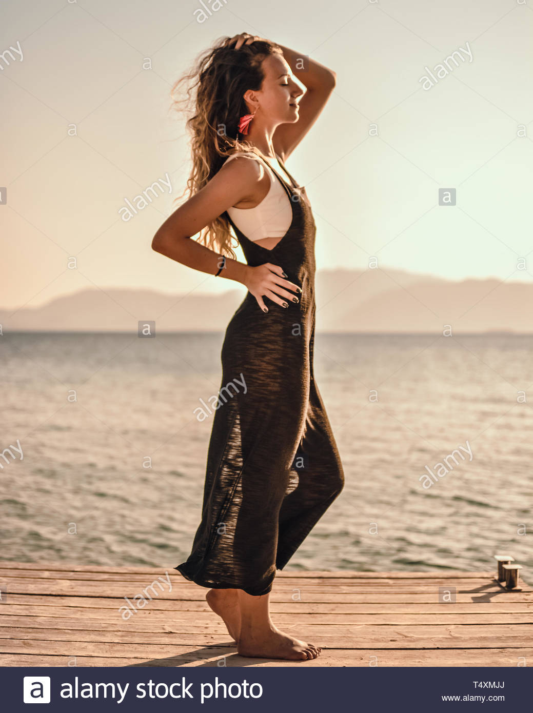 Bent Arm Stock Photos & Bent Arm Stock Images - Alamy