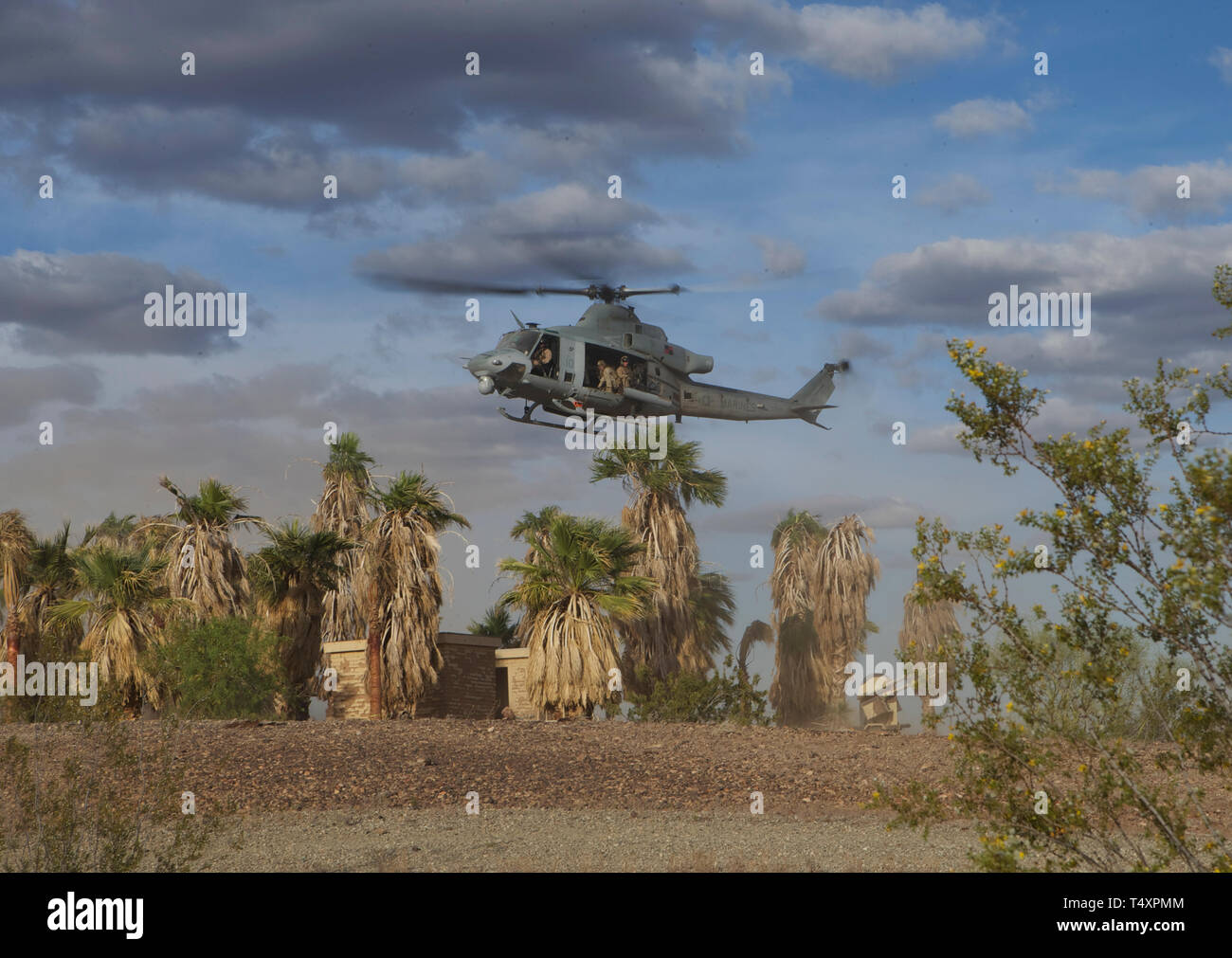 Repel drill hi-res stock photography and images - Alamy