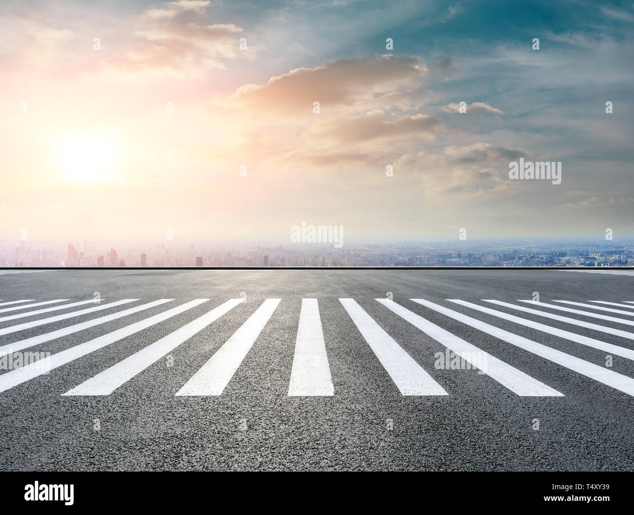 Crosswalks hi-res stock photography and images - Alamy