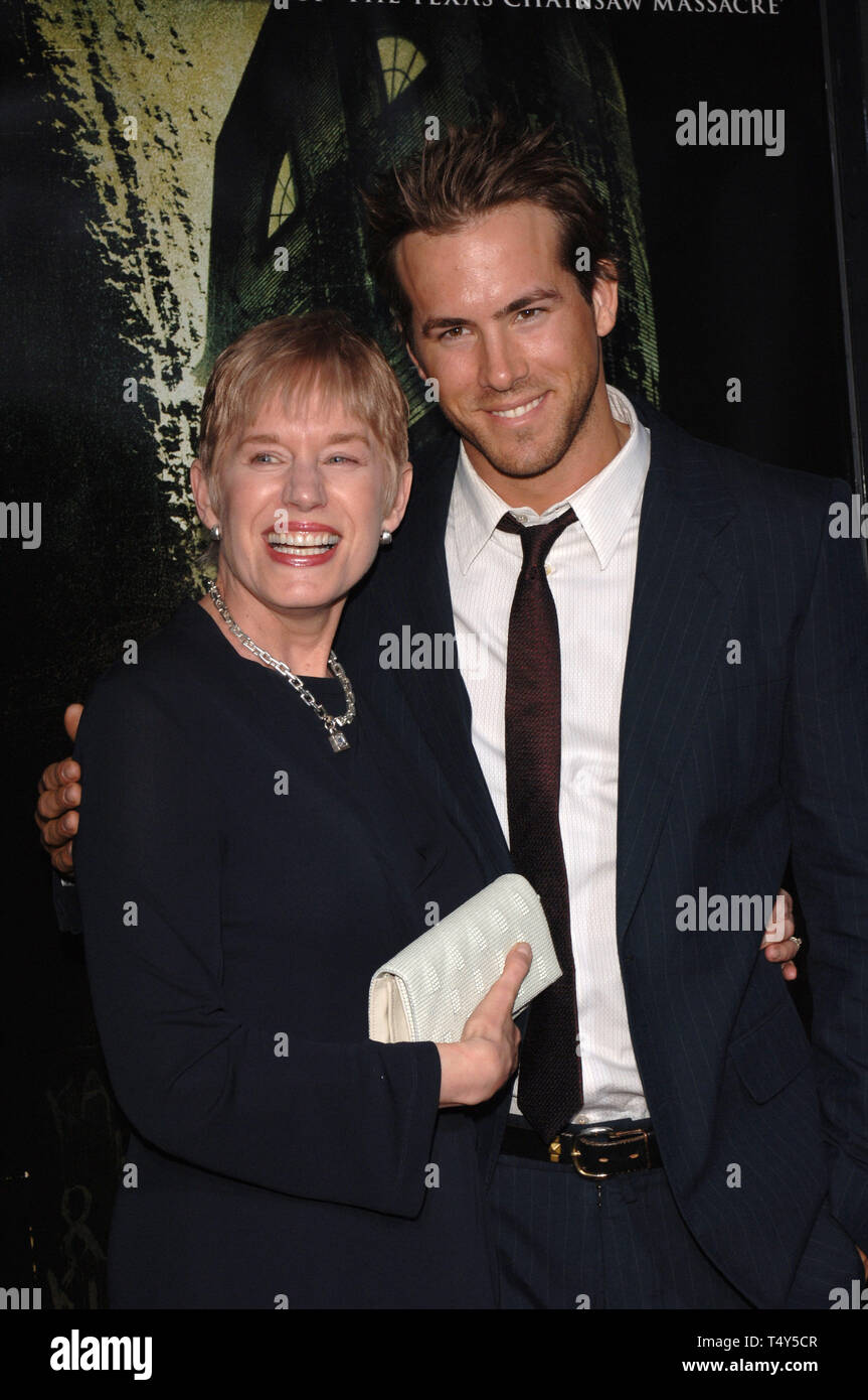 LOS ANGELES, CA. April 07, 2005: Actor RYAN REYNOLDS & mother TAMMIE at ...