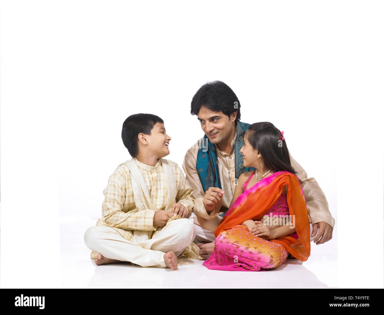 Indian parents child diwali festival hi-res stock photography and ...