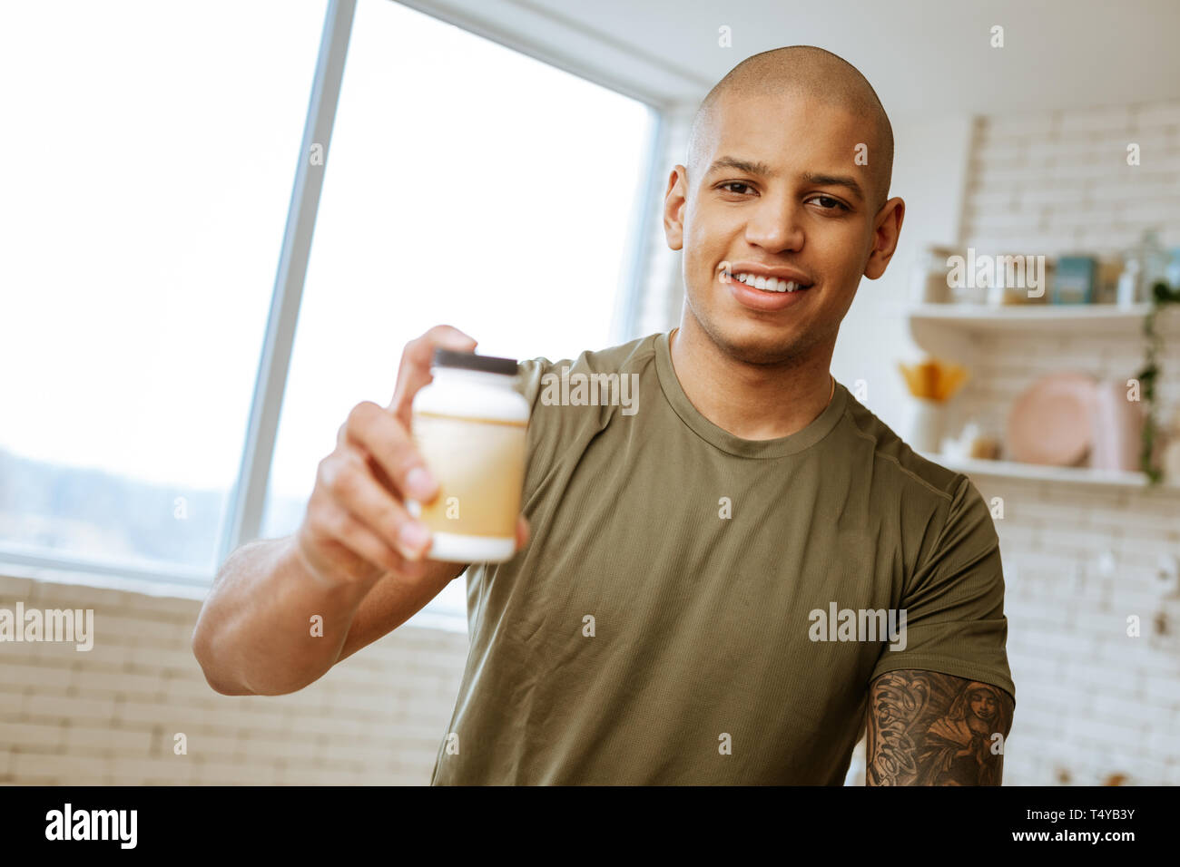 Athletic man vitamins hi-res stock photography and images - Alamy