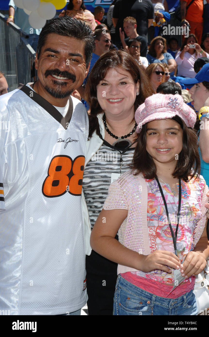 George lopez and daughter hi-res stock photography and images - Alamy