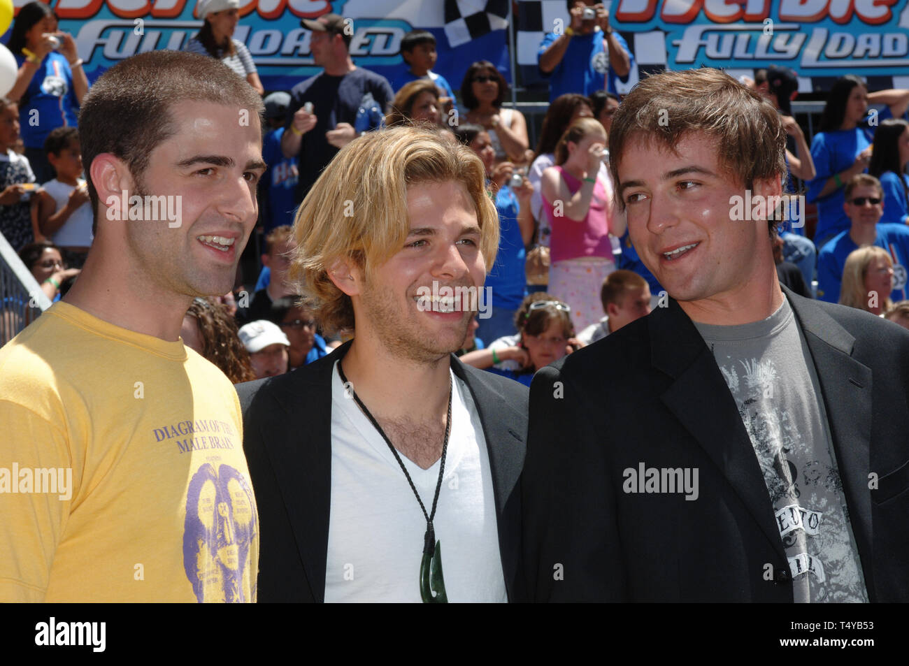 LOS ANGELES, CA. June 19, 2005: Pop group MAVIN at the the world ...