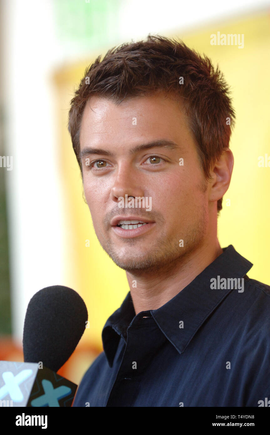 LOS ANGELES, CA. July 24, 2005: Actor JOSH DUHAMEL at cocktail party in ...