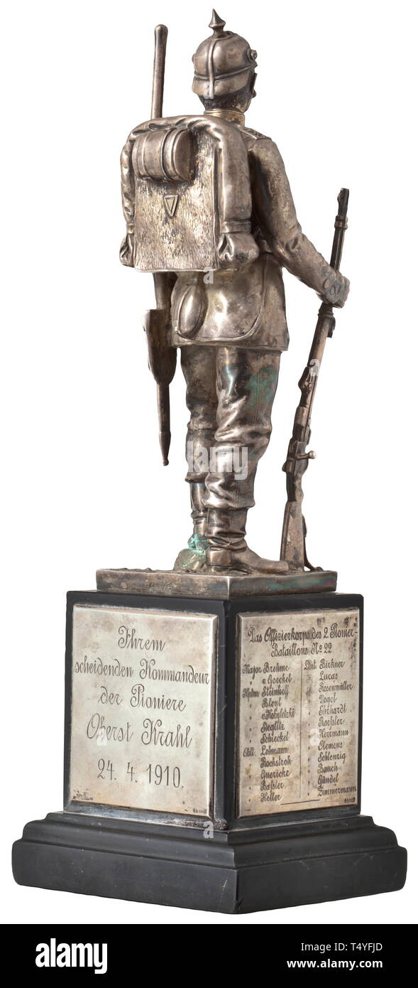 A gift from the officer corps of the Pioneer Battalion no. 12. Saxon ...