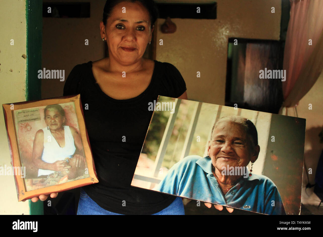 Venezuelan woman hi-res stock photography and images - Alamy