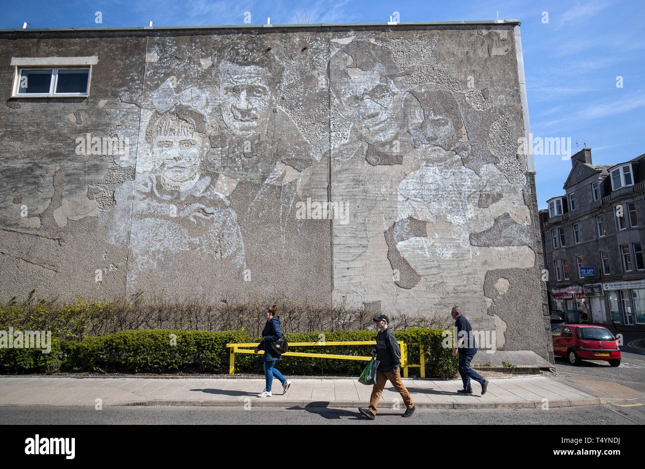 Street artist Alexandre Farto's new mural commissioned for this year's ...