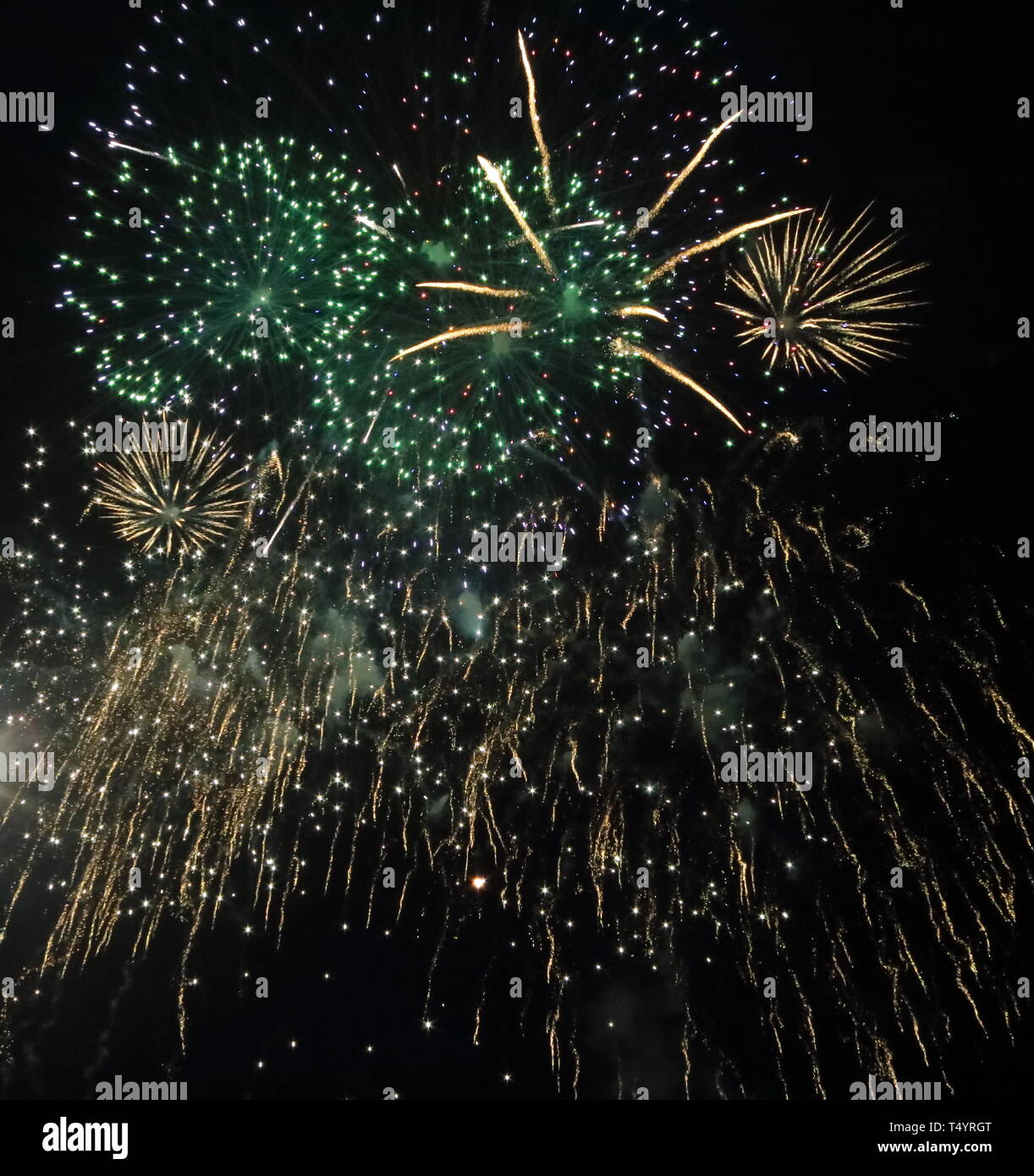 Firework rockets hi-res stock photography and images - Alamy