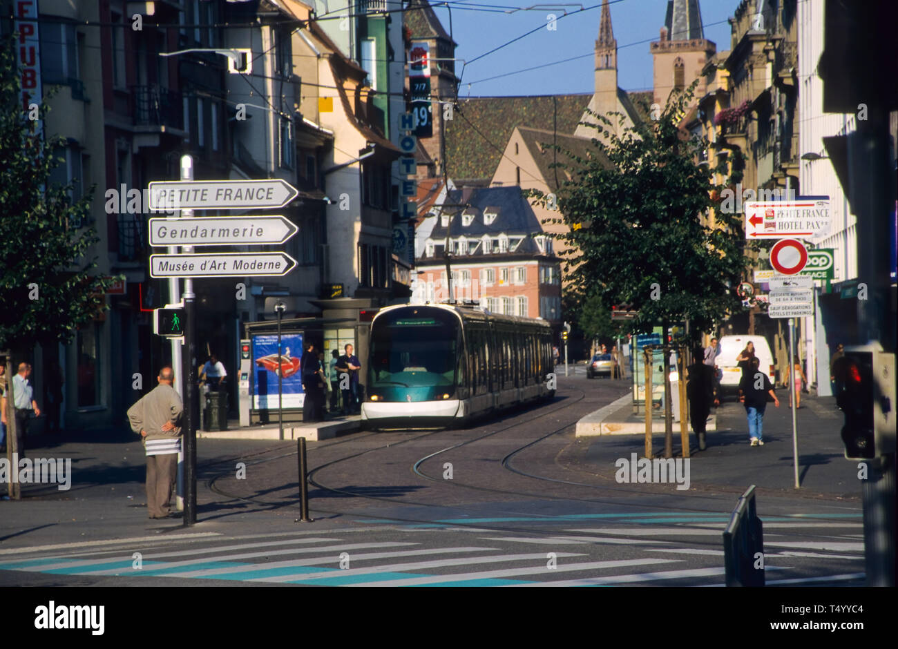 Strasbourg, moderne Straßenbahn - Strasbourg, modern Tramway Stock ...