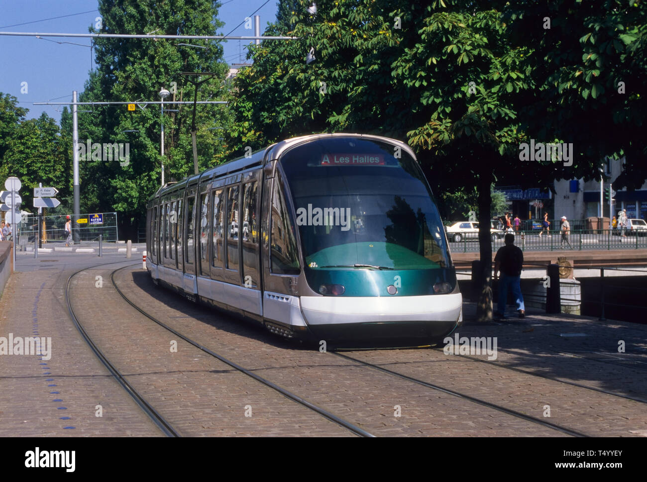 Strasbourg, moderne Straßenbahn - Strasbourg, modern Tramway Stock ...