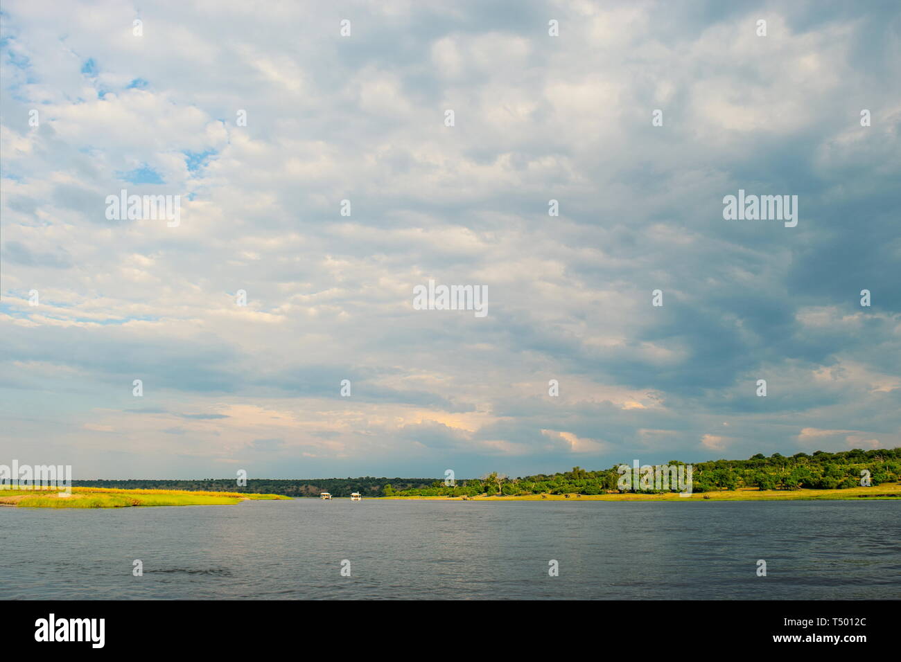 Golden sunset chobe river hi-res stock photography and images - Alamy
