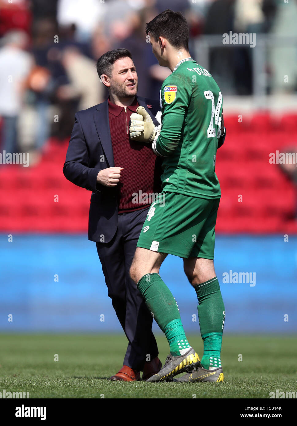 Bristol city goalkeeper max oleary hi-res stock photography and images ...