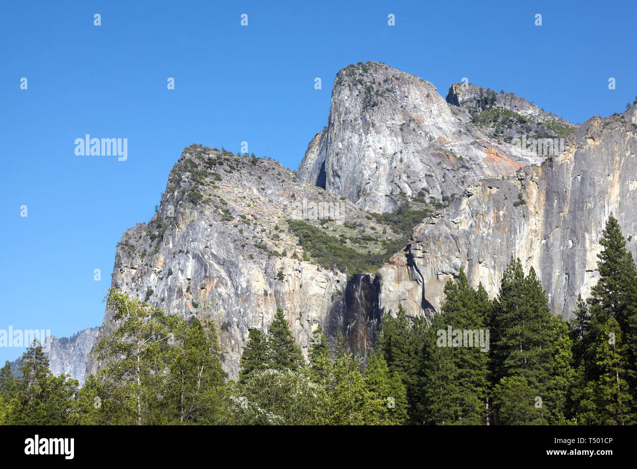 Scenic cliffs and valley hi-res stock photography and images - Alamy