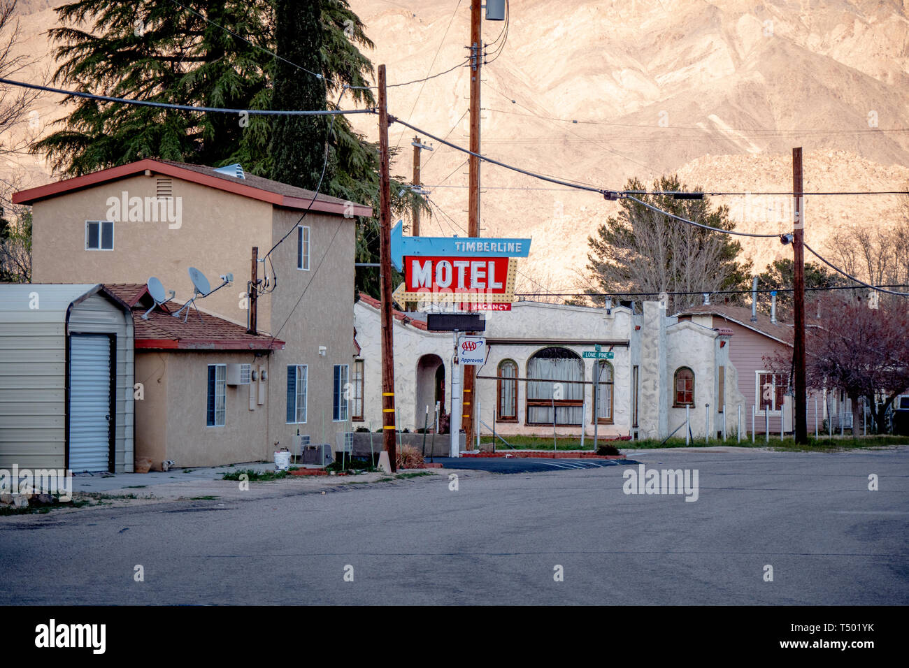 Timberline Motel in the historic village of Lone Pine - LONE PINE CA ...