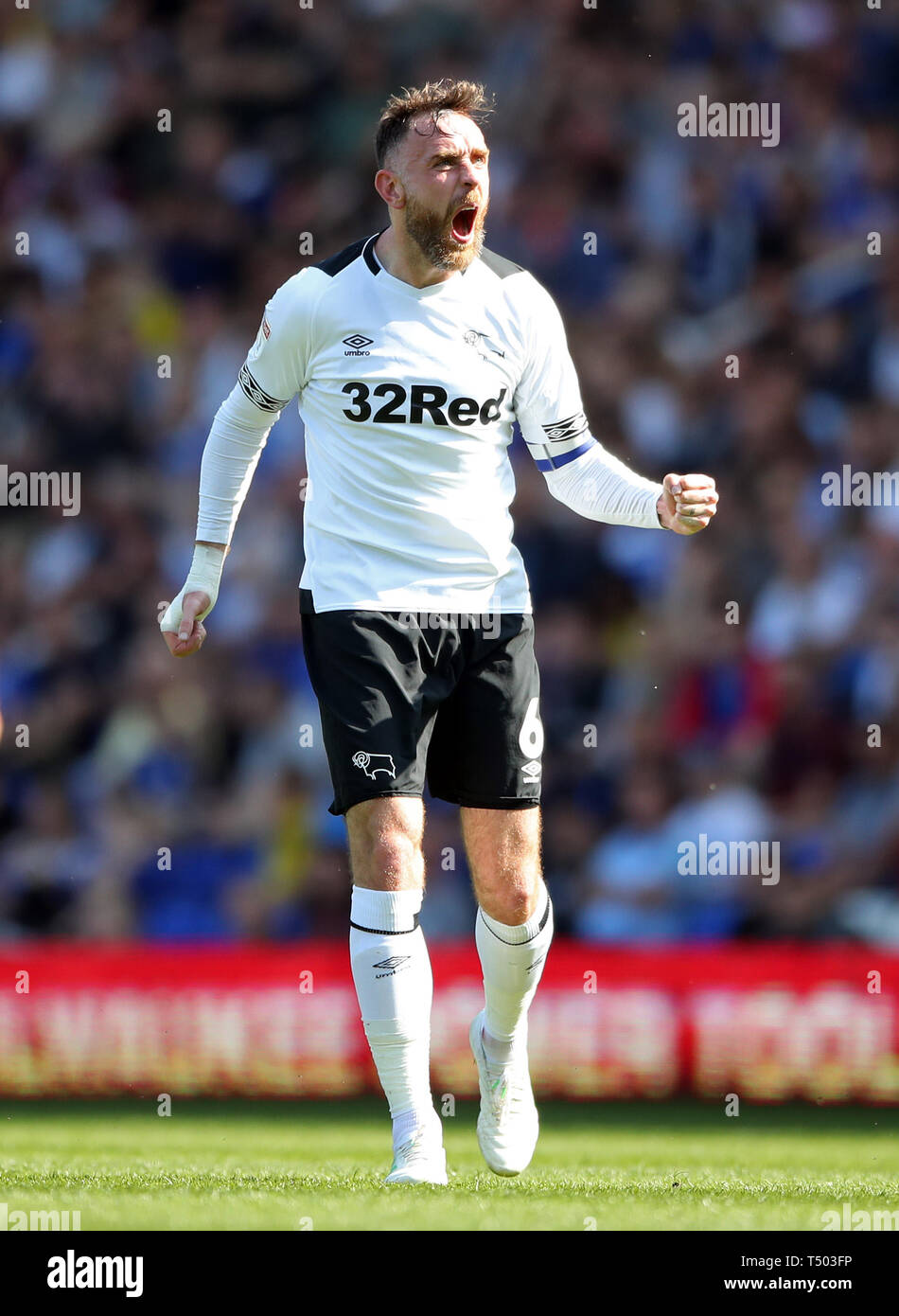 Derby countys richard keogh celebrates scoring hi-res stock photography ...