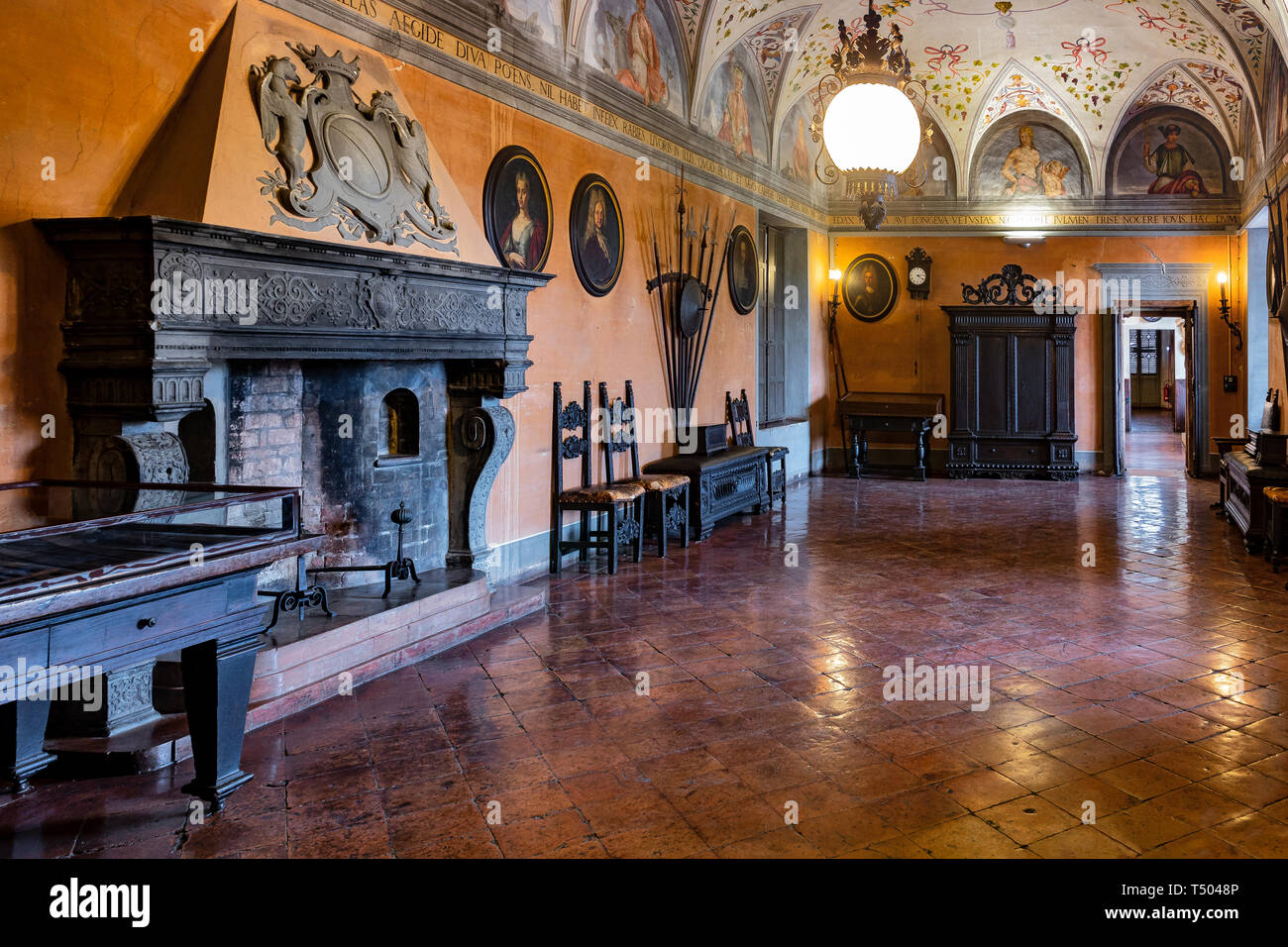 Fontanellato, Rocca Sanvitale: la sala delle armi. [ENG] Fontanellato ...