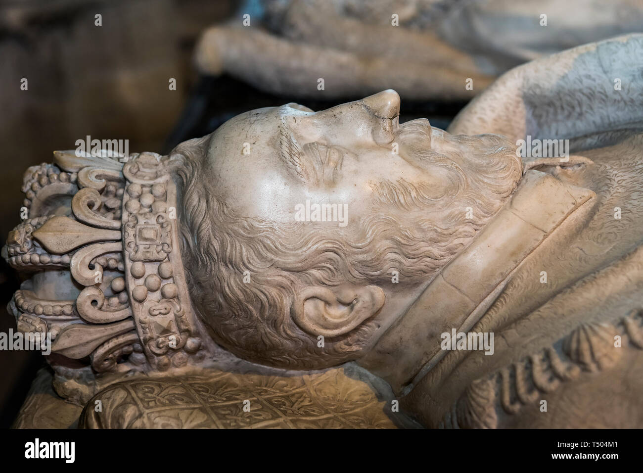 SAINT-DENIS, FRANCE – FEBRUARY 12, 2015 : Recumbent statue of king ...