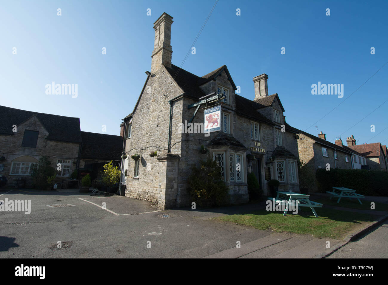 Northamptonshire Sign Village Stock Photos & Northamptonshire Sign ...