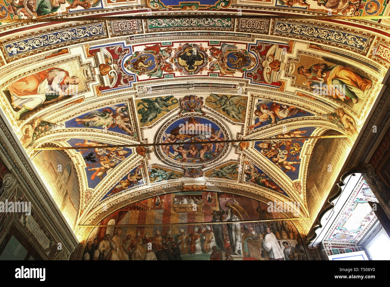 VATICAN CITY, VATICAN, JUNE 12, 2015 : ceilings and architectural ...