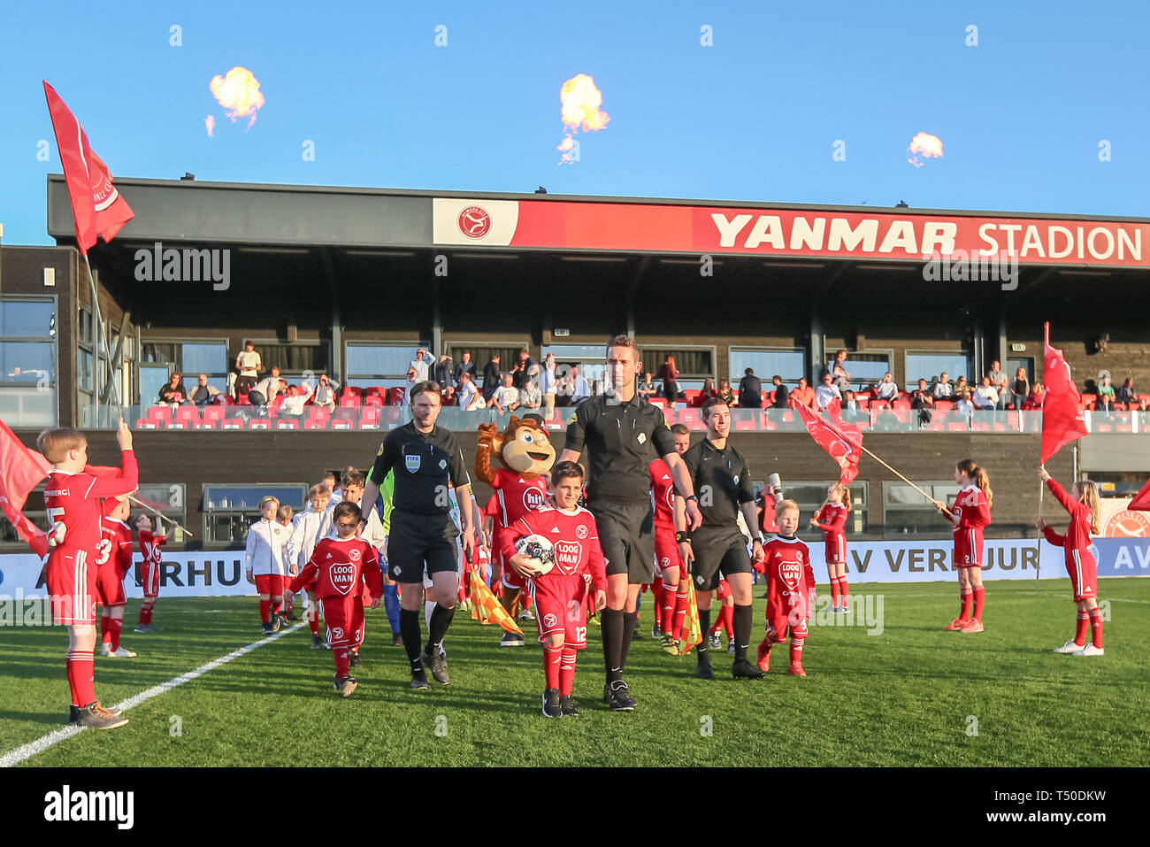 Yanmar stadion hi-res stock photography and images - Alamy