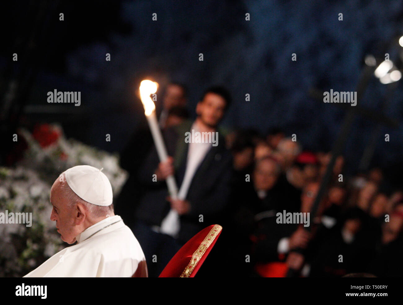 Via crucis on holy friday in colosseum hi-res stock photography and ...