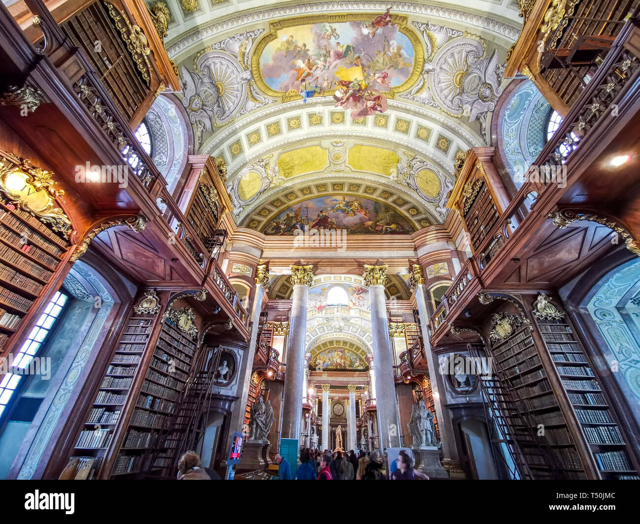 Vienna, Austria. 17th Apr, 2019. People visit the State Hall of the ...