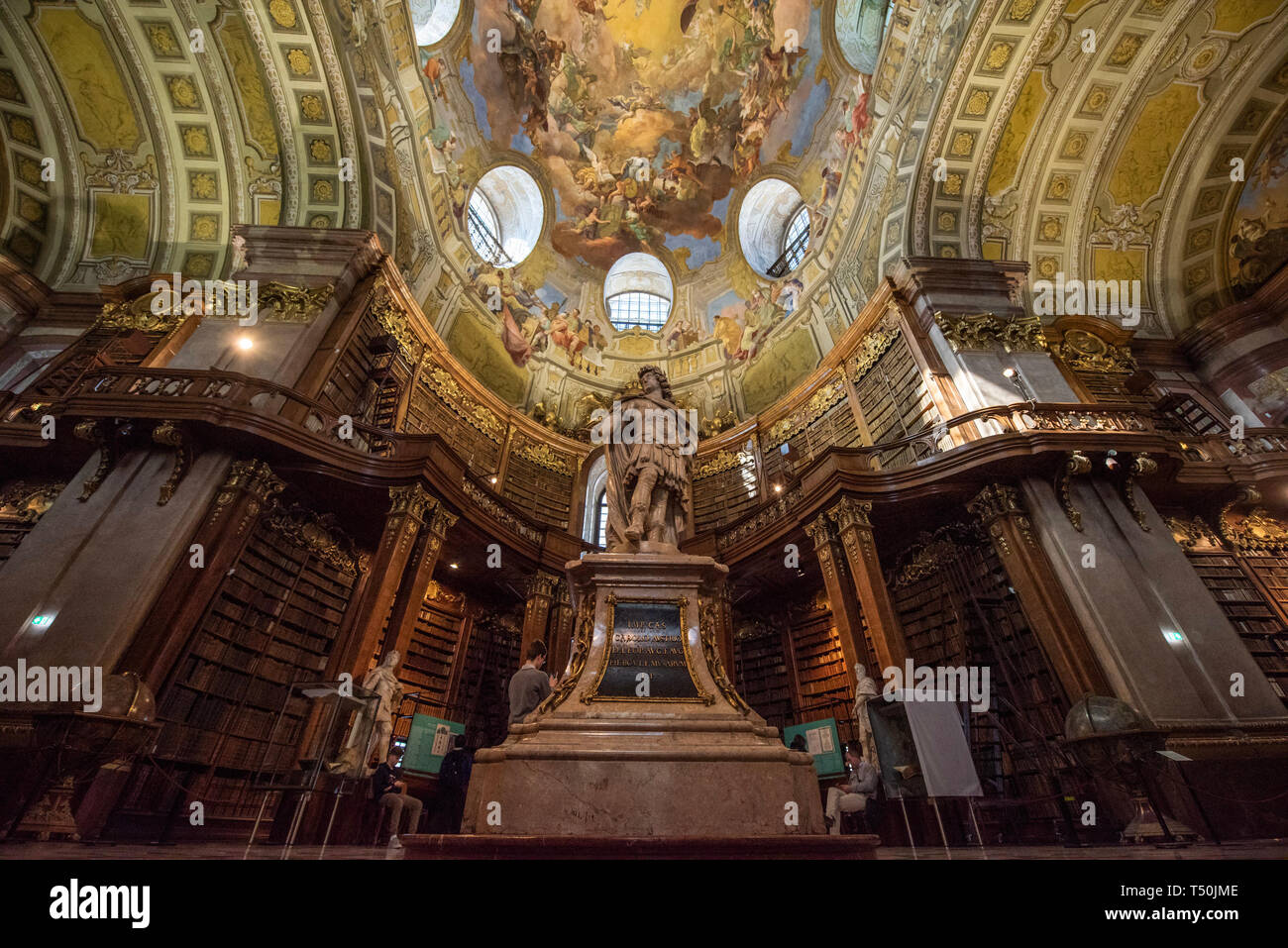 Vienna. 18th Apr, 2019. Photo taken on April 18, 2019 shows the State ...