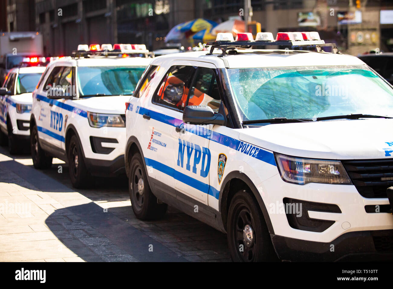 New York NYPD Police car with sirens at day on street Stock Photo - Alamy