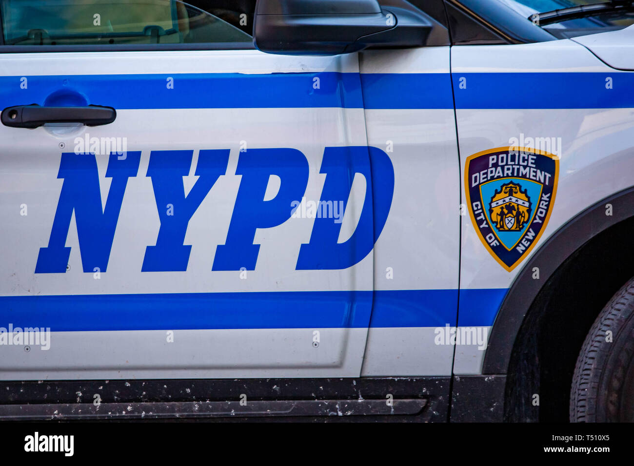 New York NYPD Police car with sirens at day on street Stock Photo - Alamy