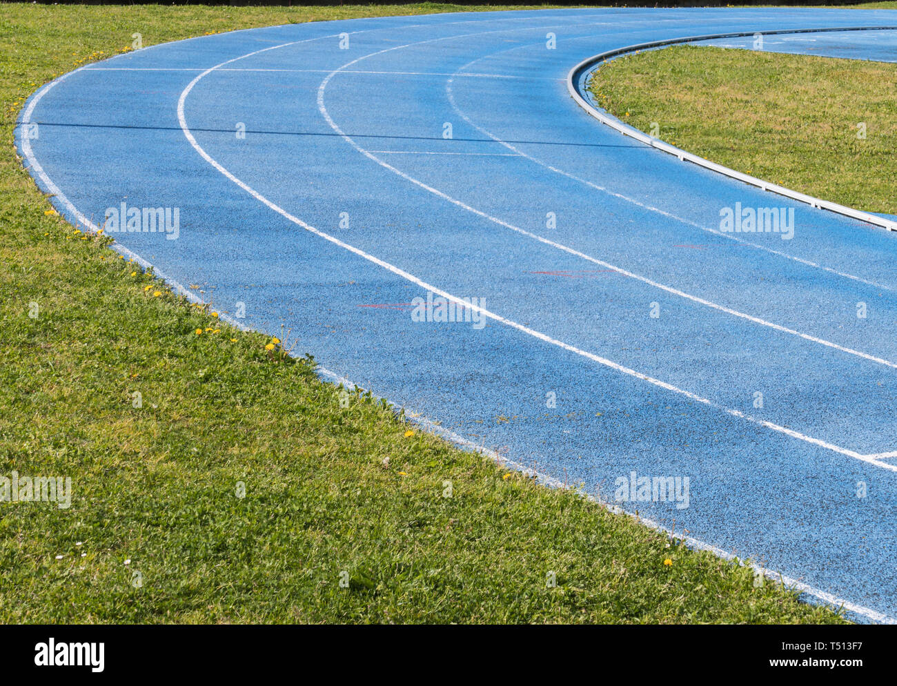 Sides running hi-res stock photography and images - Alamy
