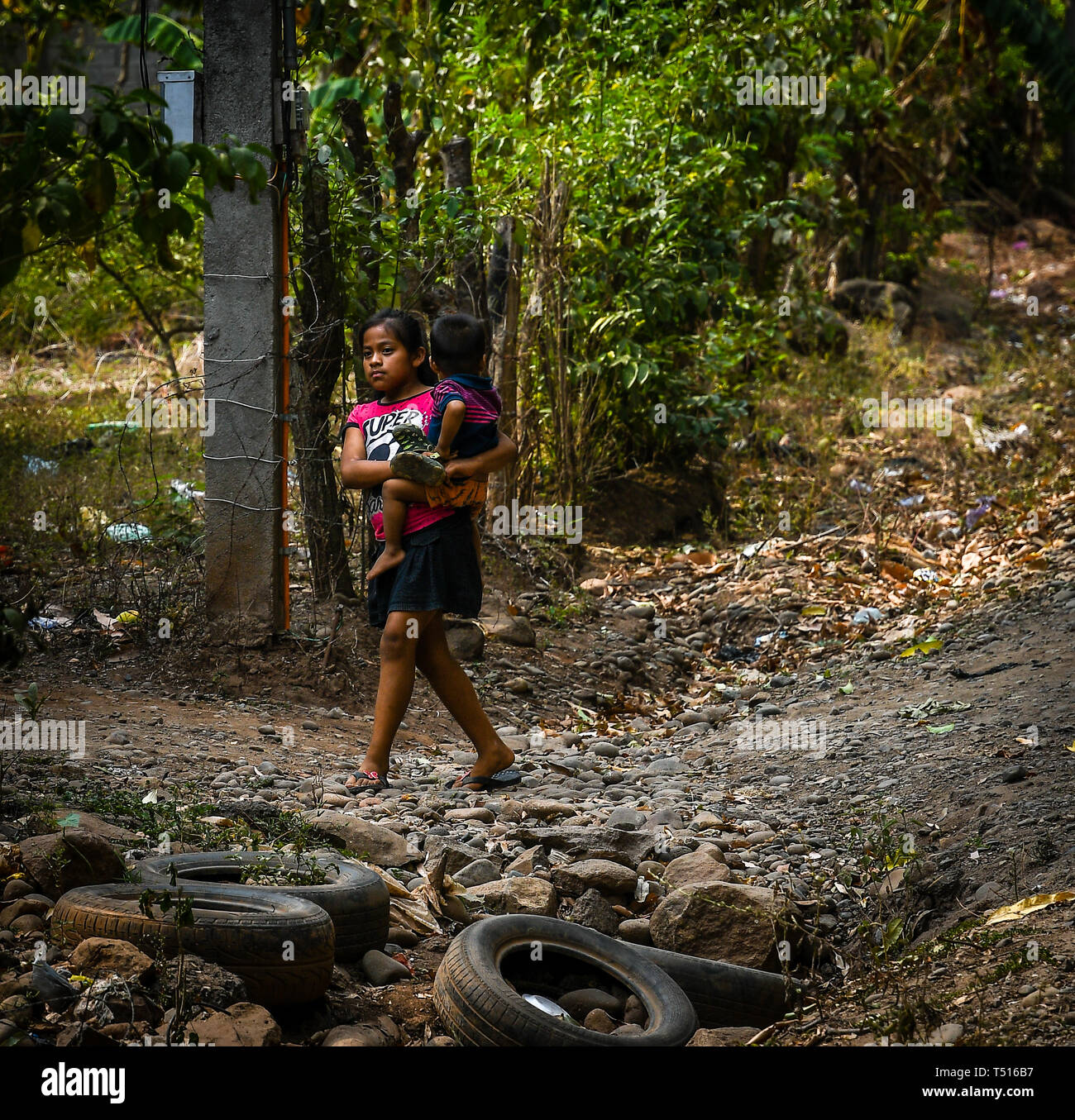 Poor Girl Latin America High Resolution Stock Photography and Images ...