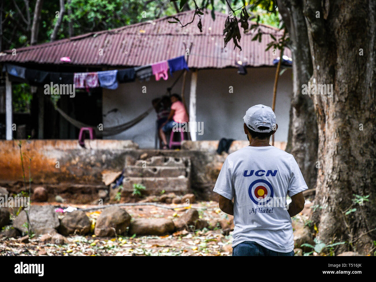 ucn Guatemalan political group passing out flyers in poor Guatemalan ...
