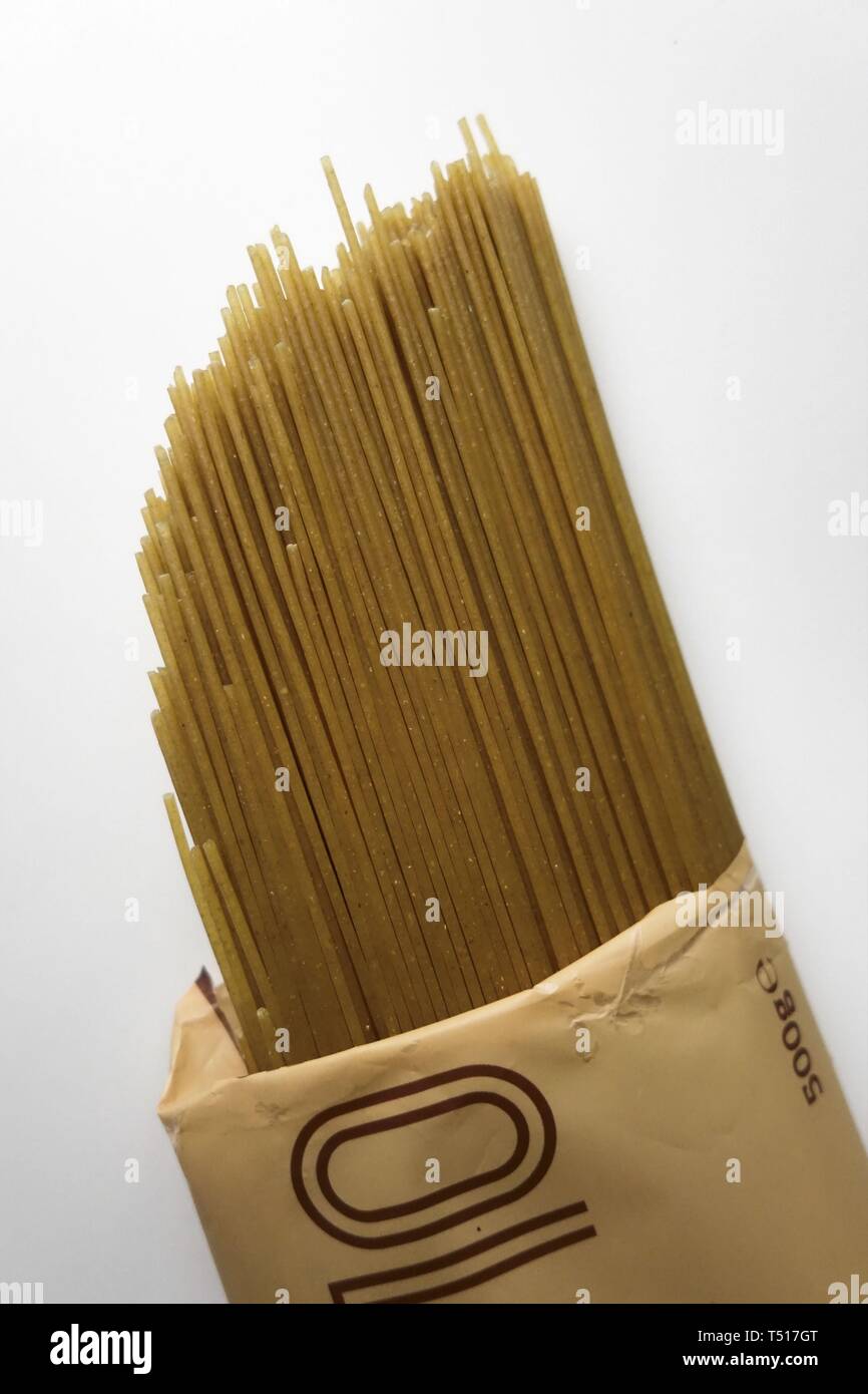 Packet of pasta hi-res stock photography and images - Alamy