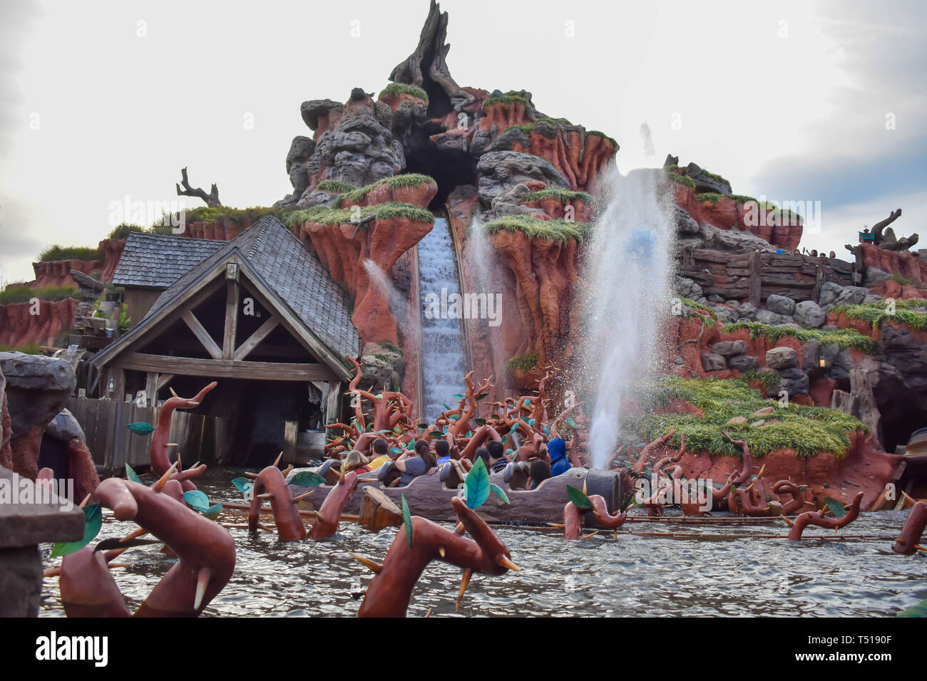 Inside Splash Mountain Disney World