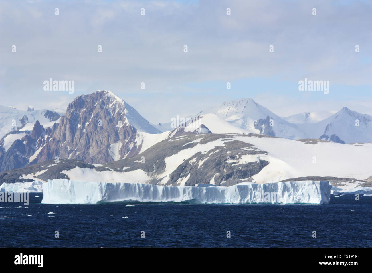 Mega iceberg hi-res stock photography and images - Alamy